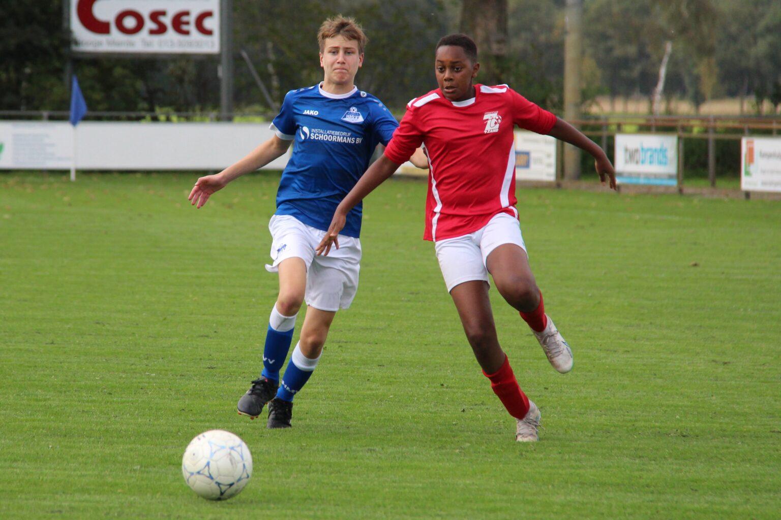 ST HMVV/SDO'39/Hulsel JO16-1 - SC 't Zand JO16-3 - Voetbalvereniging HMVV