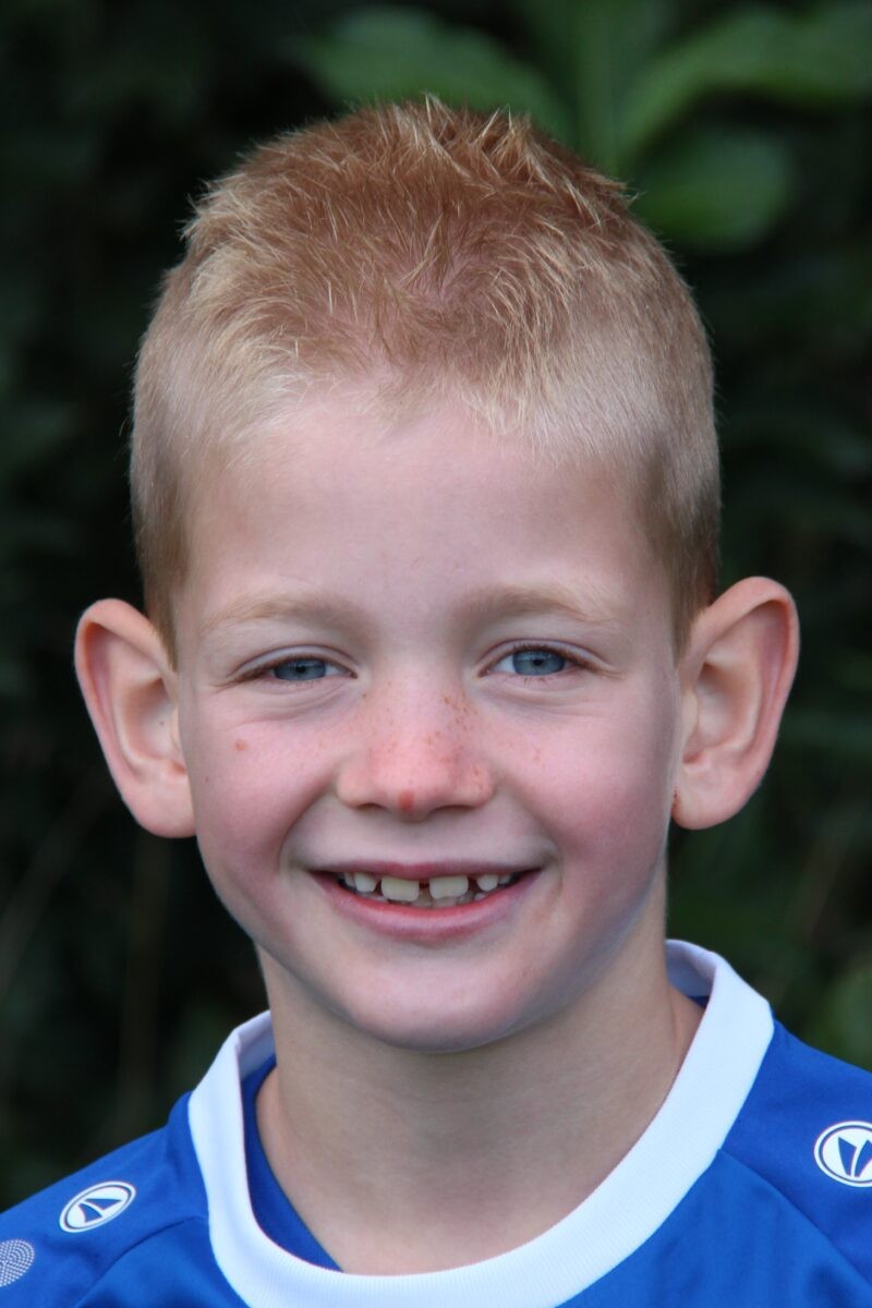 24 september HMVV - Were Di: Luuk van den Borne - Voetbalvereniging HMVV